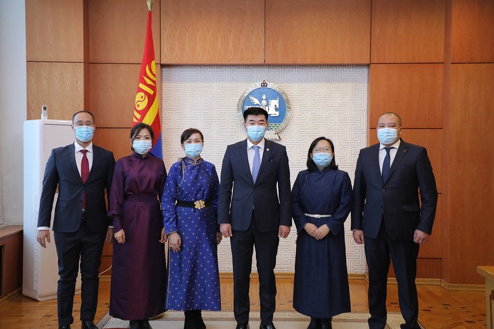 Хүний эрхийн Үндэсний комиссын гишүүд тангараг өргөлөө