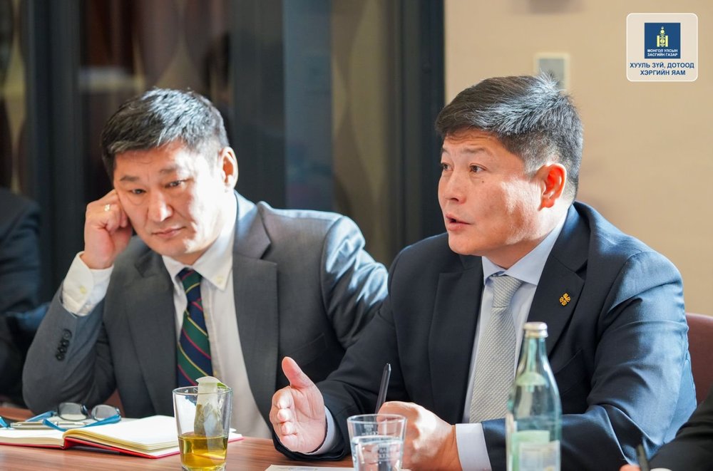 Эрх зүйн мэргэжилтнүүдийг бэлтгэхэд ХБНГУ тай хамтарна
