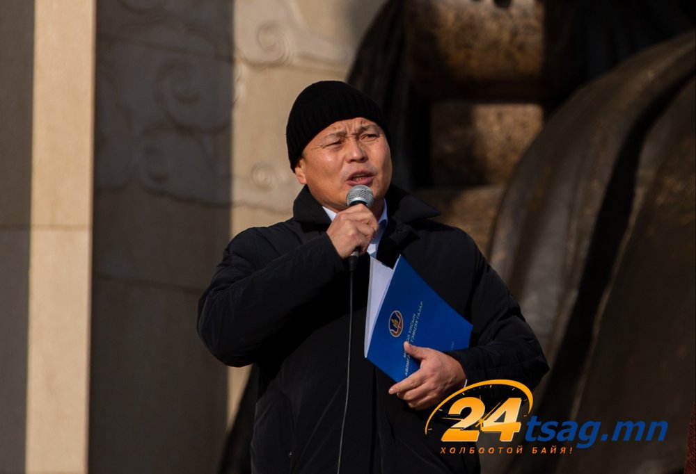 Х Нямбаатар Нүүрсний хулгайчдыг зарлах асуудлаар Ерөнхий прокурорт хүсэлт гаргана