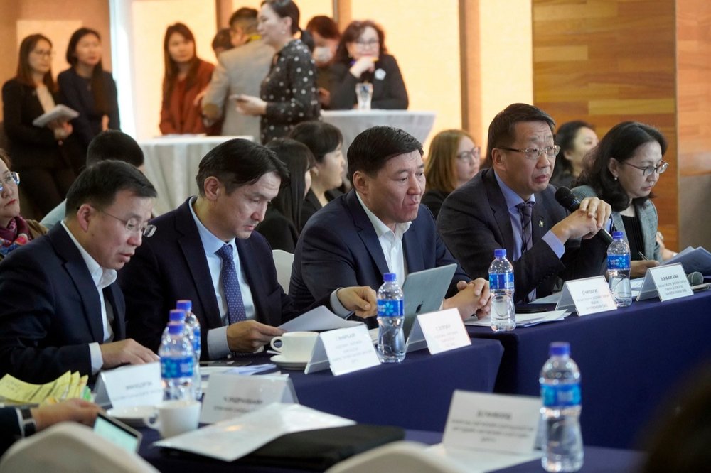 С Чинзориг Авлигаас хураасан хөрөнгийг эх хүүхдийн эрүүл мэндэд зарцуулна