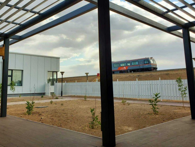 Өртөө, зөрлөгүүдэд тарьсан модыг услахад саарал ус ашигладаг