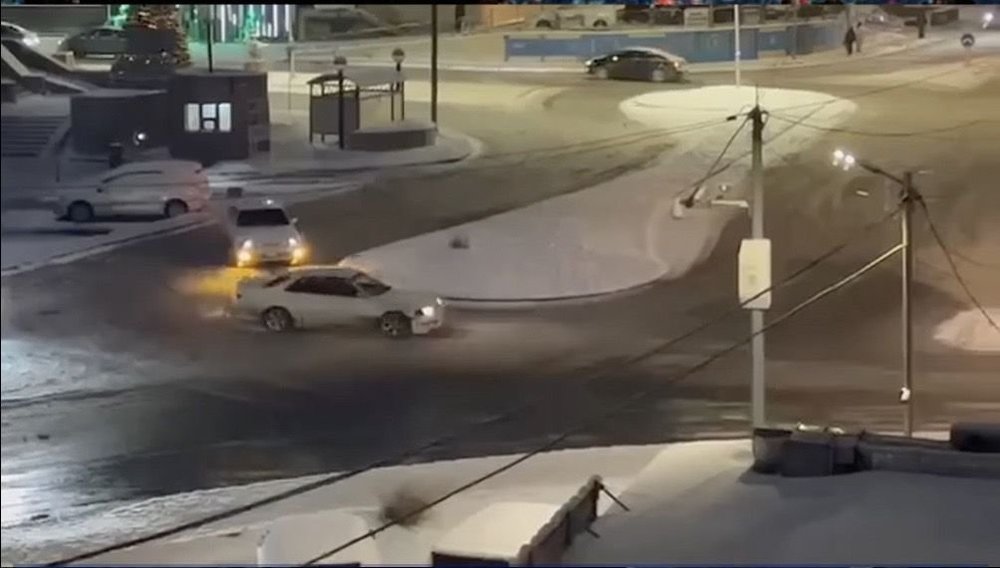 ТЦА Шөнийн цагаар дрифт хийсэн жолооч нарыг 150 000 төгрөгөөр торгосон