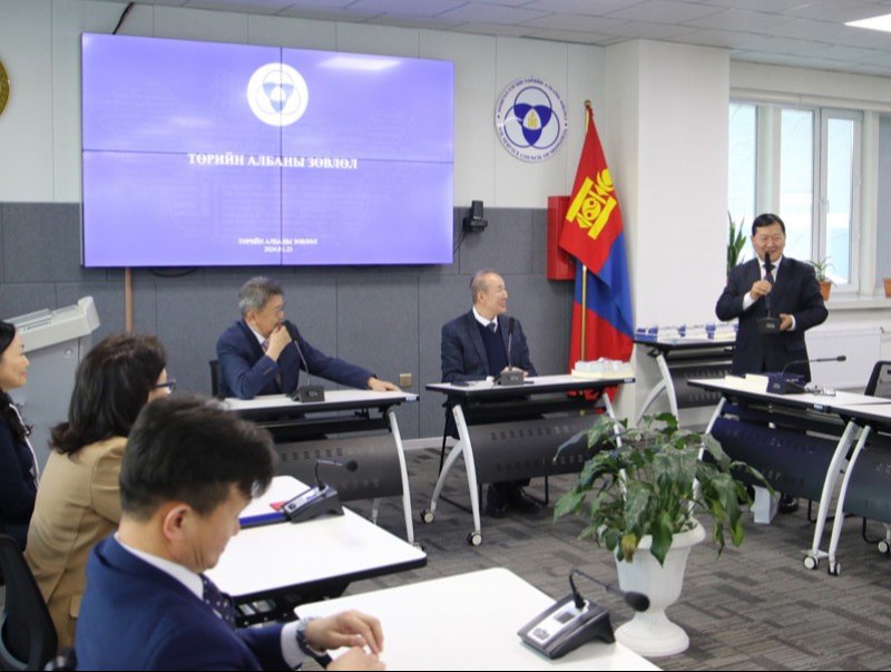 Төрийн албаны зөвлөлийн гишүүд ажлаа хүлээн авлаа
