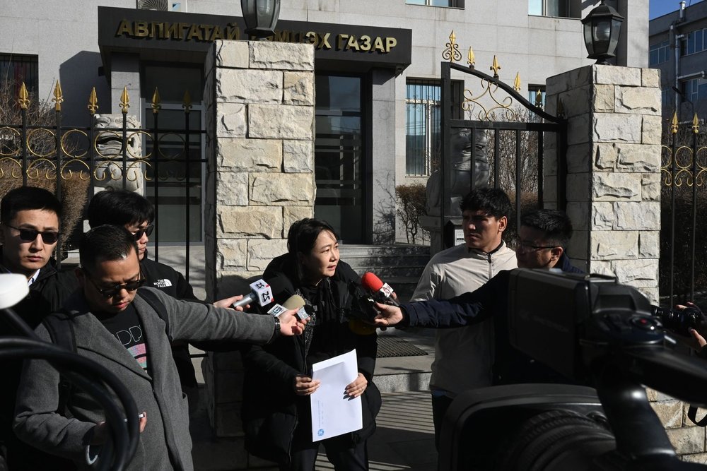 Төв цэнгэлдэхийн өмчийн маргааны асуудлыг АТГ т шалгуулах хүсэлт гаргалаа