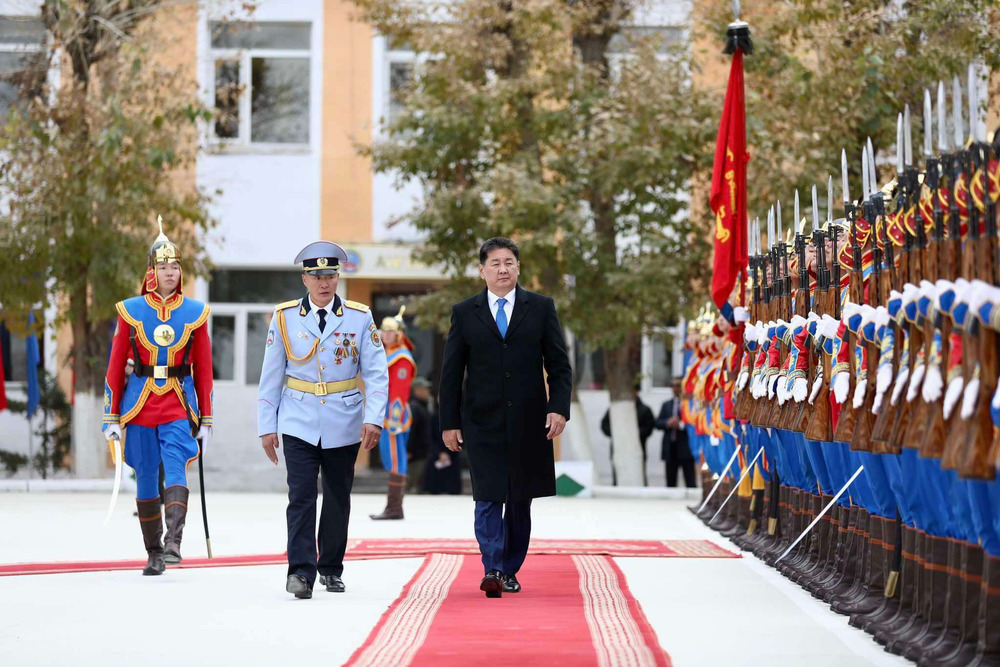 Монгол Улсын Ерөнхийлөгч У Хүрэлсүх Зэвсэгт хүчний 032 дугаар ангид