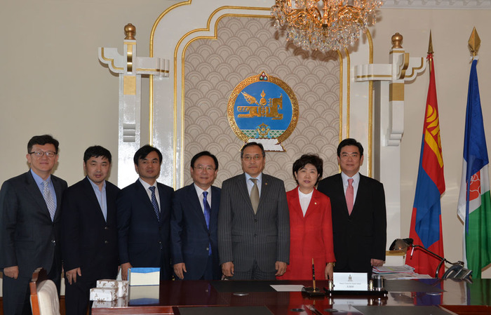 БНСУ ын төлөөлөгчдийг хүлээн авч уулзлаа