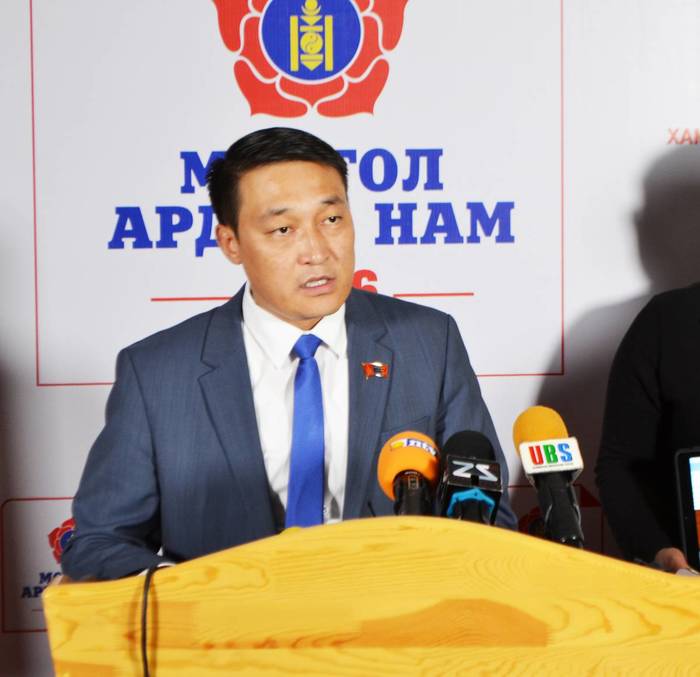 Д Амарбаясгаланг намын Ерөнхий нарийн бичгийн даргын үүрэг гүйцэтгэгчээр томиллоо