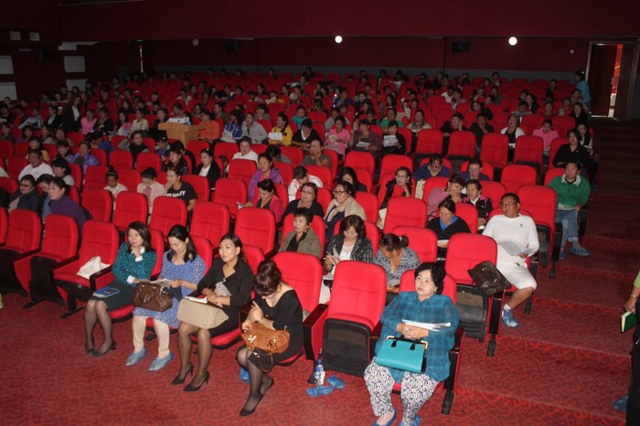 Үндсэн хуулийн хэлэлцүүлэг Баянзүрх дүүрэгт эхэллээ