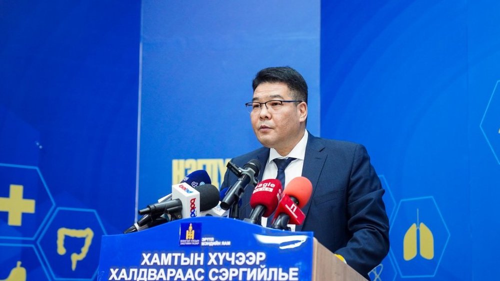 С Энхболд Бага насны хүүхэдтэй эцэг эхчүүдийг цахимаар ажиллуулах