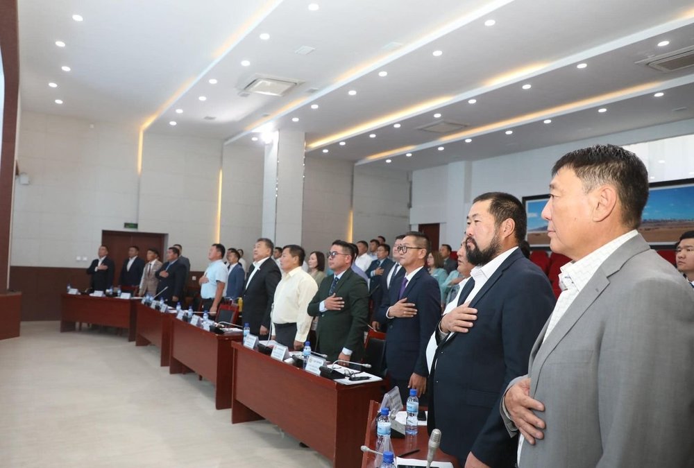 ОРОН НУТГИЙН ТӨСВИЙН ТӨРИЙН ҮЙЛЧИЛГЭЭНИЙ АЛБАН ХААГЧДЫН САР БҮР АВДАГ