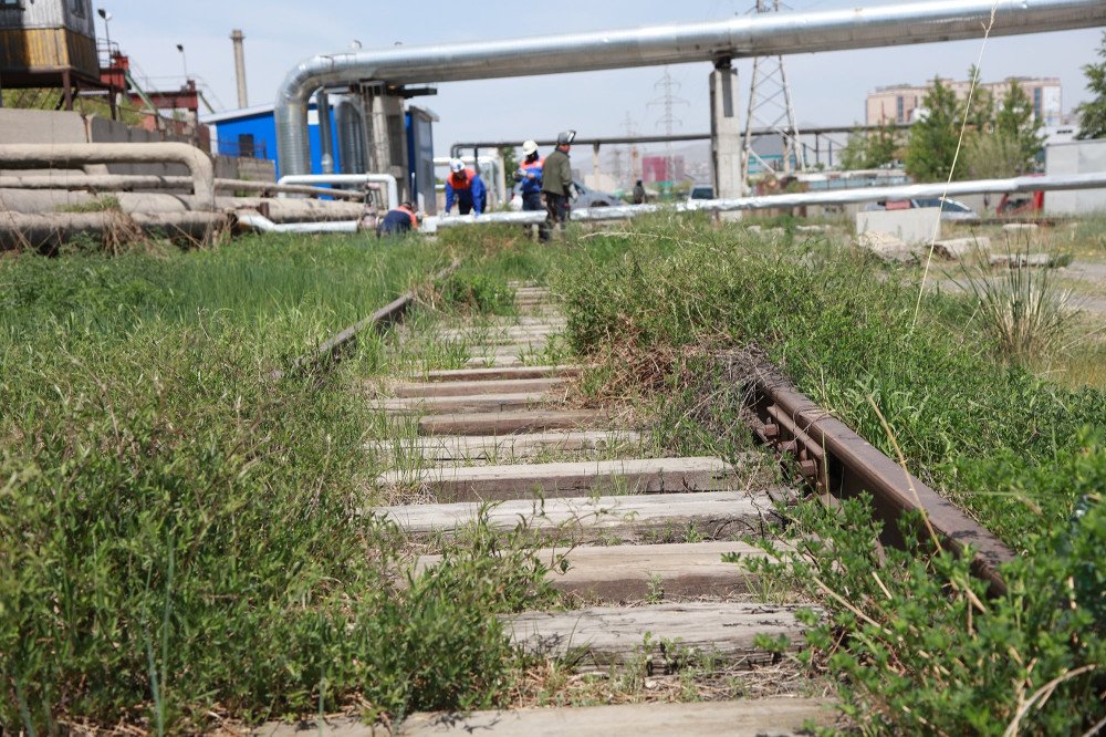 Эрэл ийн удирдлагууд газраа чөлөөлөхгүй улсын бүтээн байгуулалтыг гацааж байна