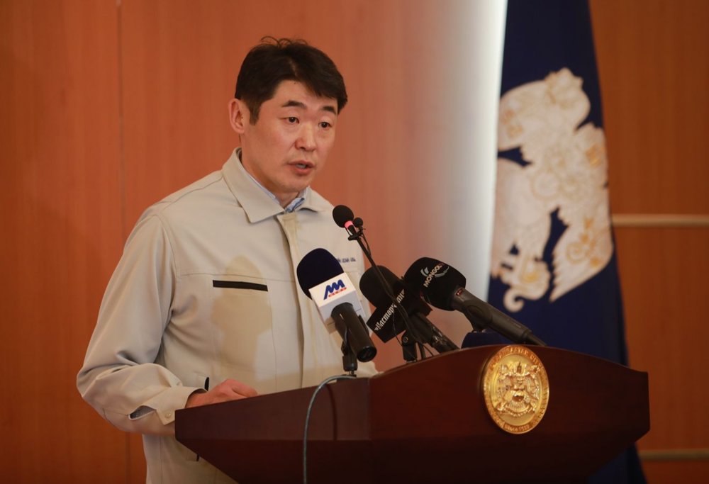 М Баяраа Есөн тэрбумаар давс цацах цас цэвэрлэх тоног төхөөрөмж авна