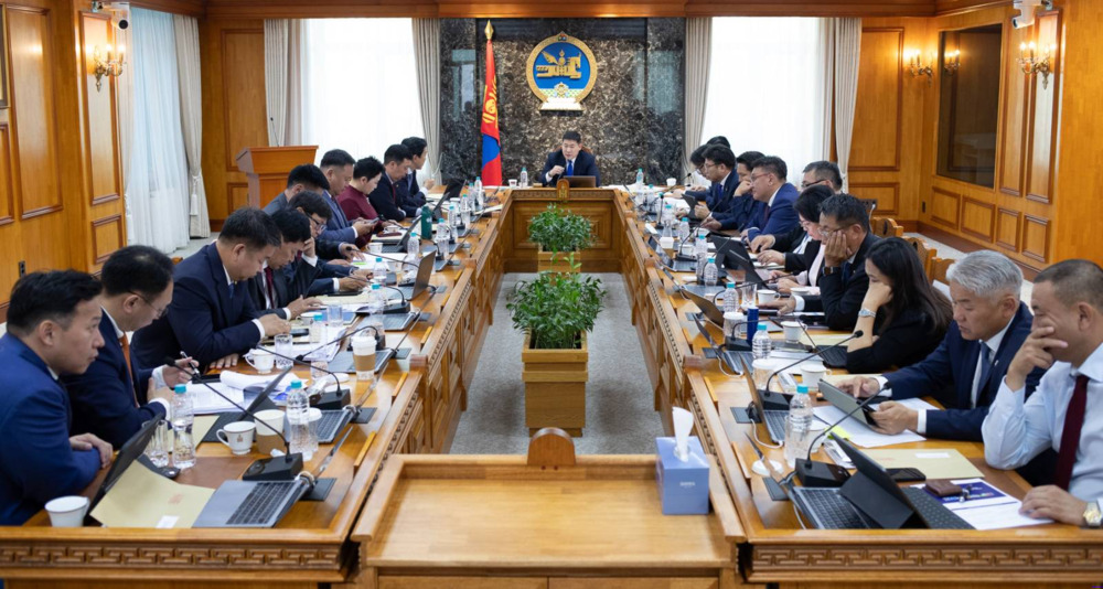 Эрчим хүчний тухай болон холбогдох бусад хуульд өөрчлөлт оруулна