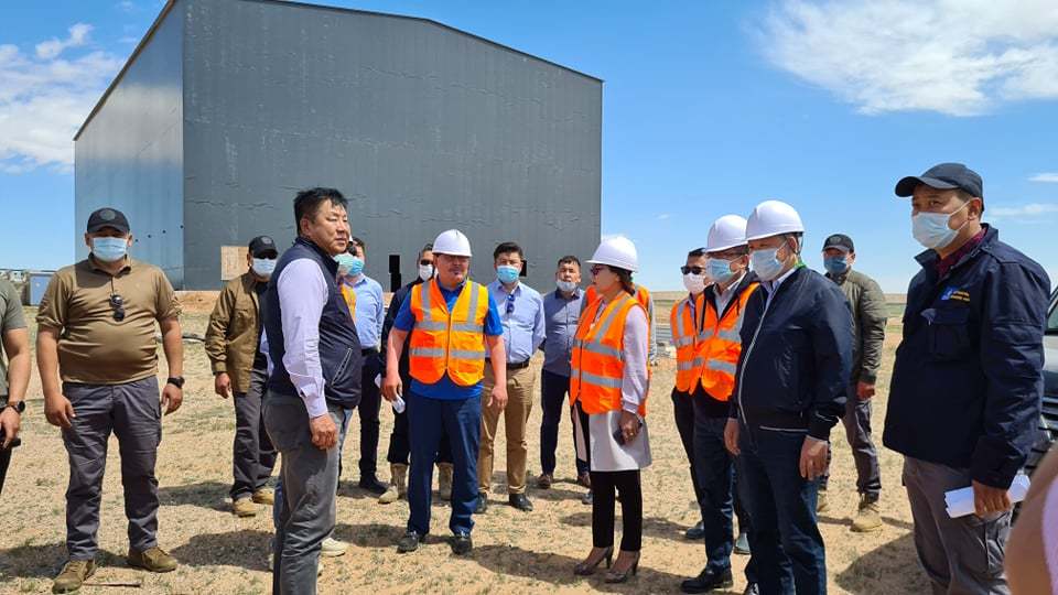 УИХ ын дарга Газрын тосны боловсруулах үйлдвэр төмөр замын төслийн