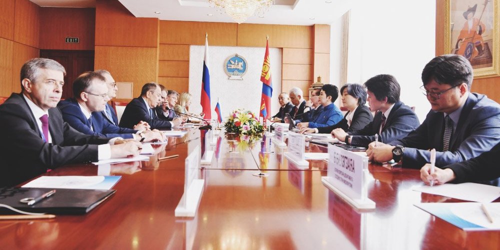 ОХУ ын Гадаад хэргийн сайд С В Лавров Монгол Улсад айлчилж байна