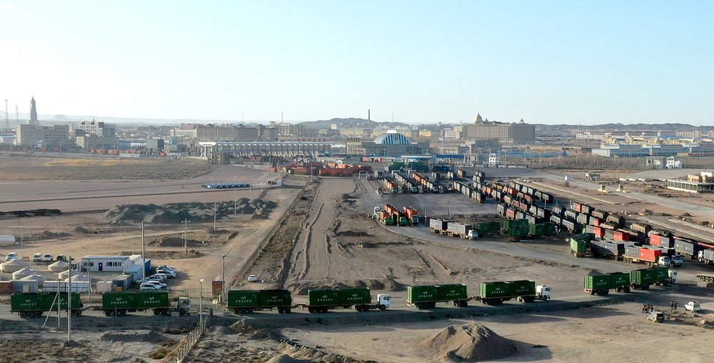 “Эрдэнэс Тавантолгой” ХК цахимаар арилжсан нүүрсээ БНХАУ руу тээвэрлэж эхэллээ