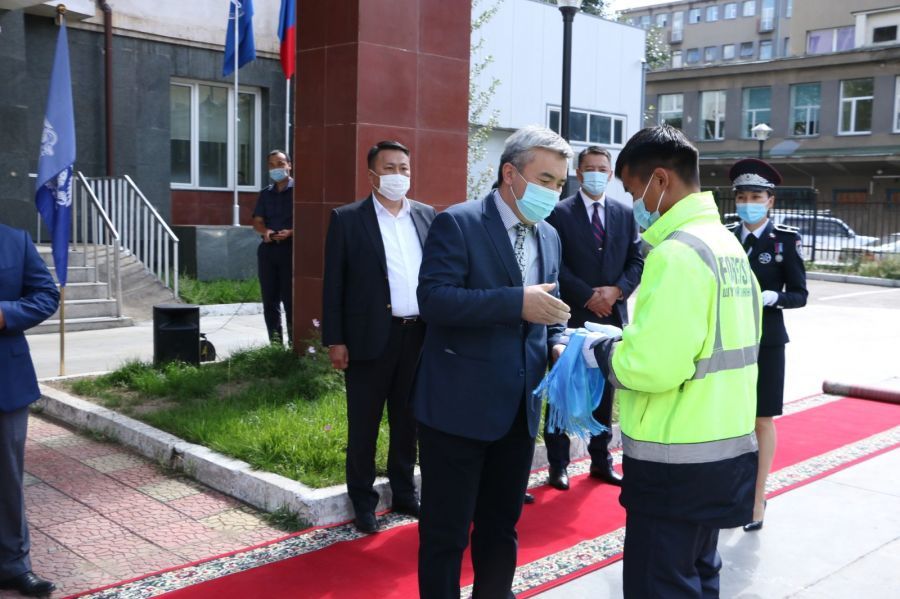 Шүүхийн шинжилгээний Үндэсний төв тусгай тоноглол бүхий автомашинтай боллоо