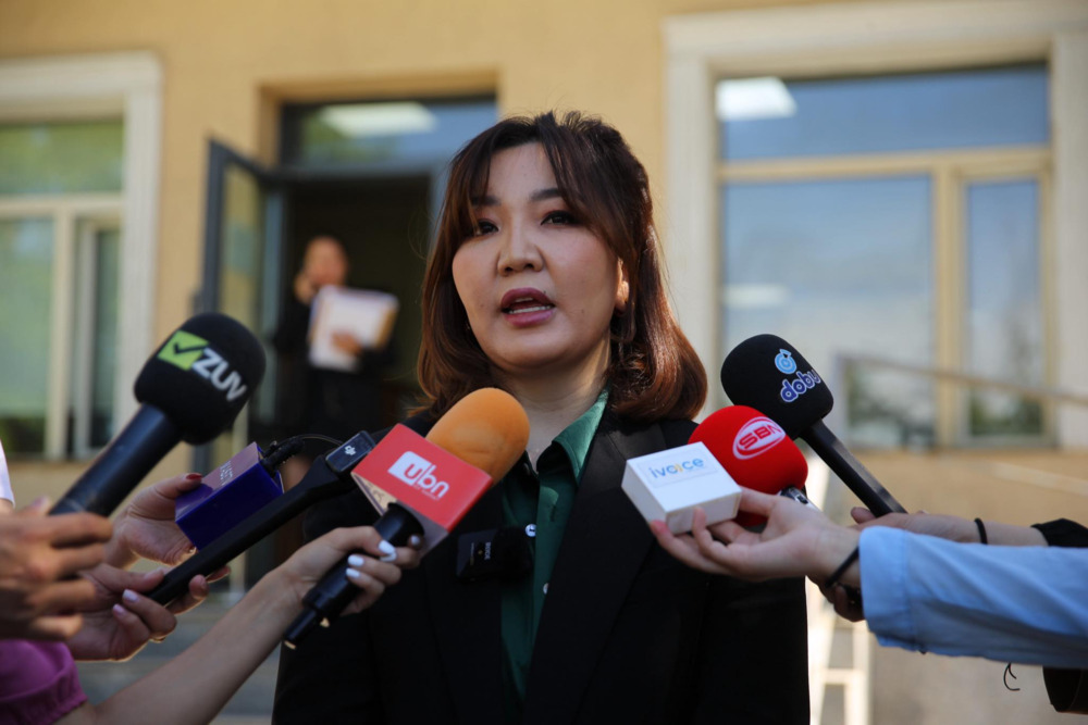 Н Өнөрцэцэгт холбогдох хэргийн гэм буруугийн шүүх хурлыг долдугаар сарын 1 хүртэл хойшлууллаа