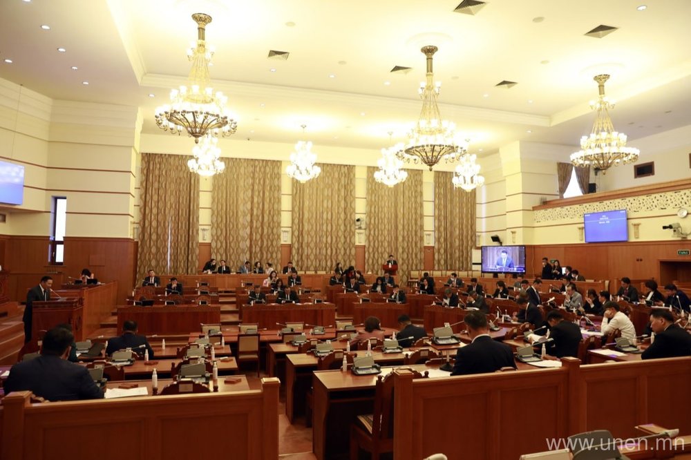 Цэцийн шийдвэрт нийцүүлж Үндсэн хуулийн өөрчлөлтийг батлав