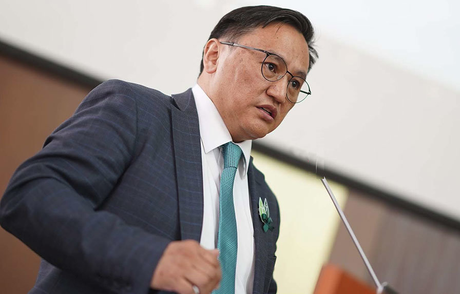 Эрхэм гишүүн Ж Чинбүрэн эрүүгийн хэрэгт шалгуулж эхлэв үү