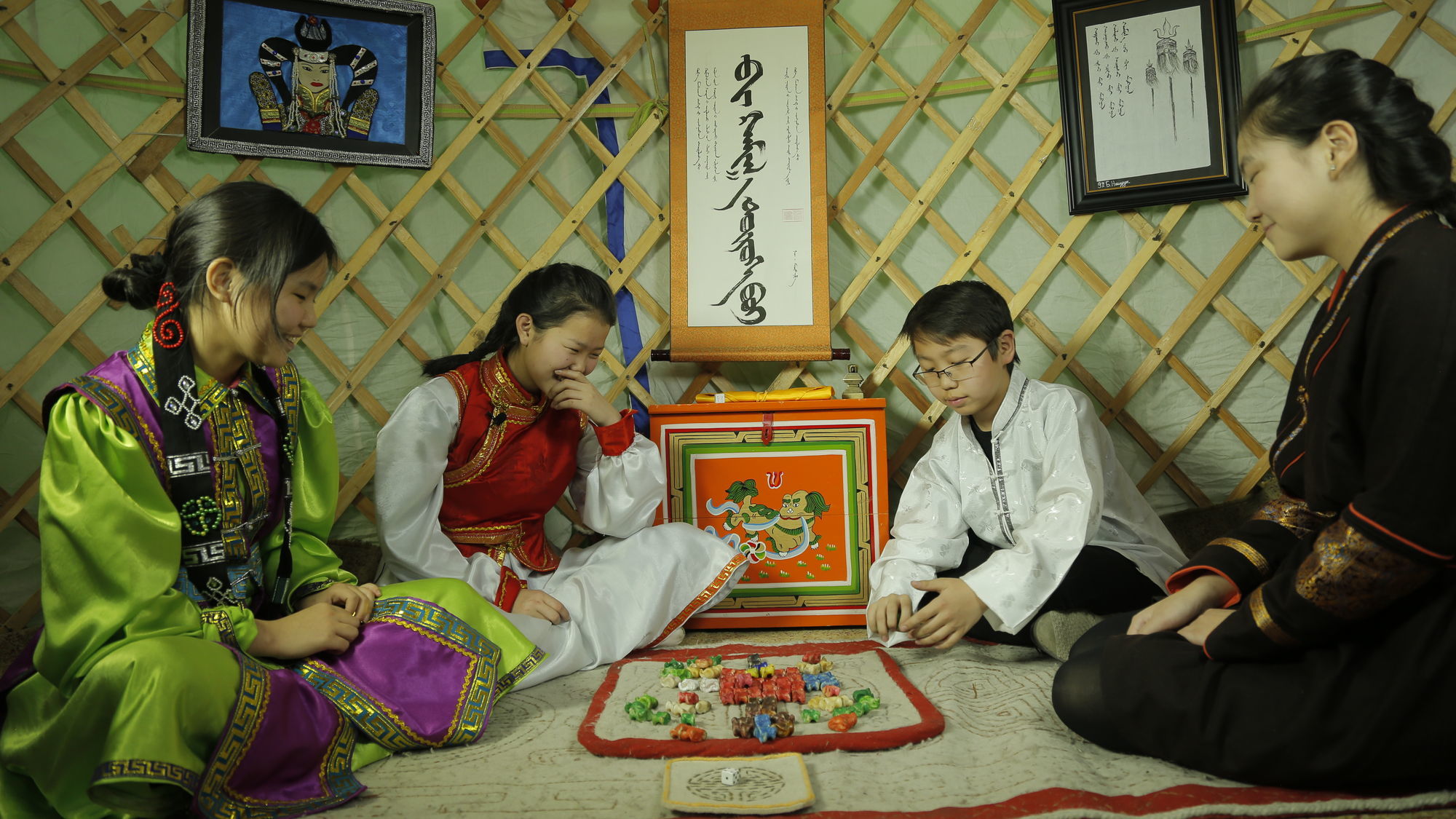 Шагайгаар наадахуй: Алаг мэлхий өрөх