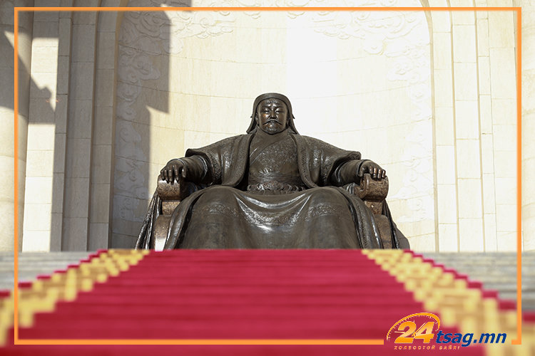Чингис хааны тухай гадныхны бичсэн сонирхолтой 24 баримт