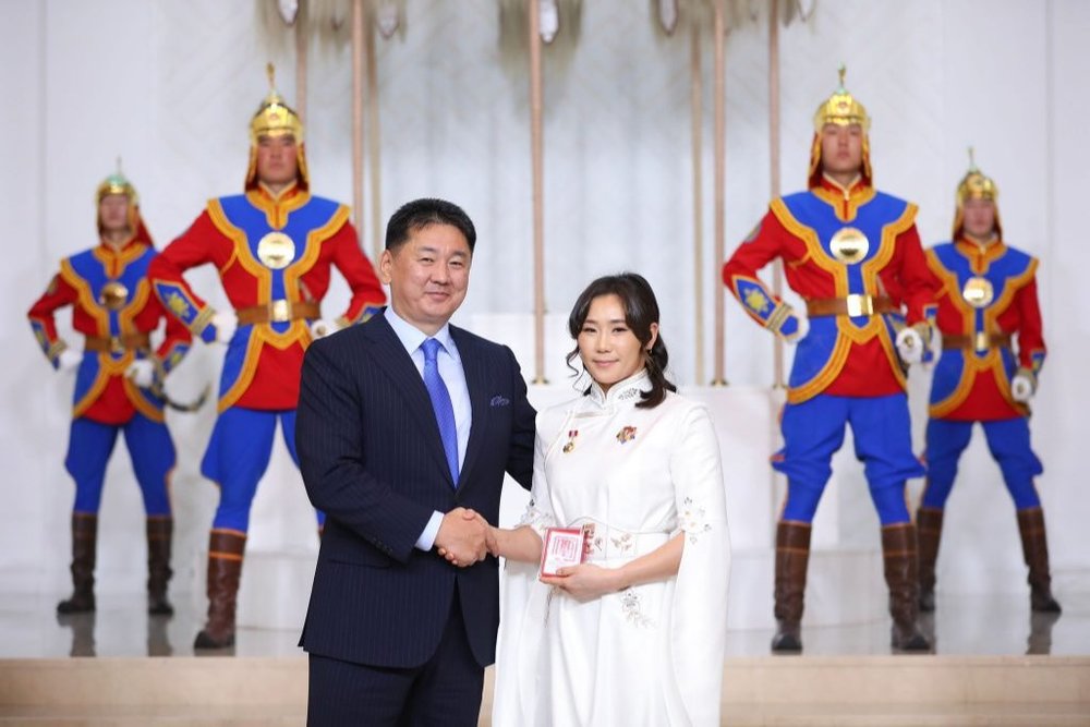 Спортын салбарын шилдгүүд Гавьяат тамирчин цол хүртлээ