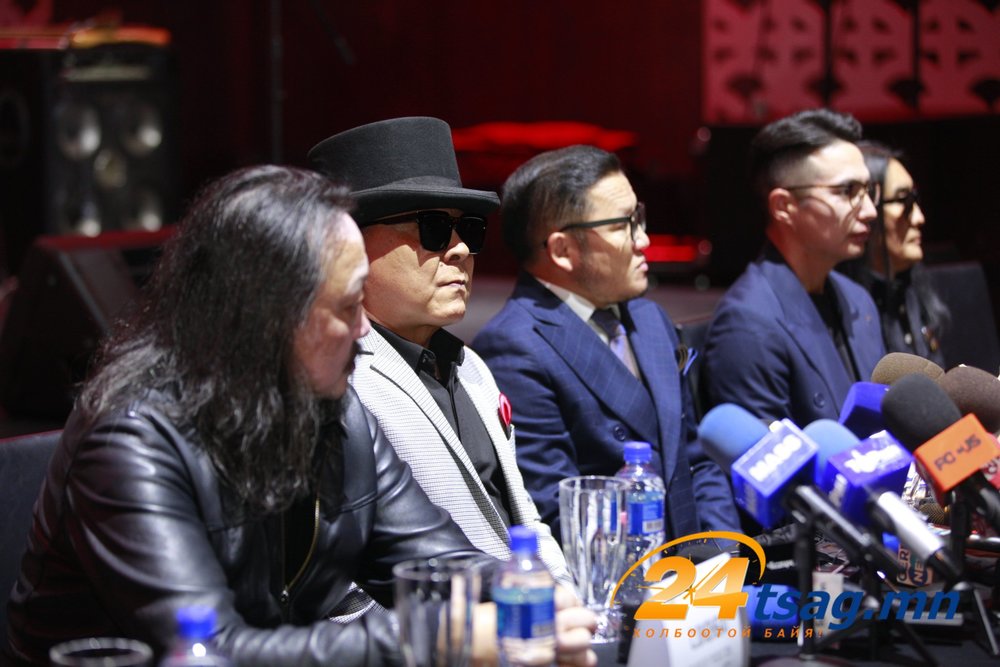 "Чингис хаан" хамтлаг 24 жилийн дараа “ХХI зуун” тоглолтоо хийнэ