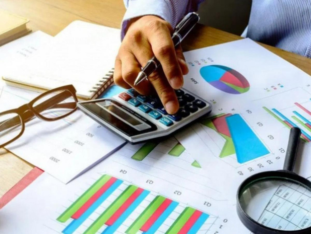 Төсвийн тэнцвэржүүлсэн тэнцэл 1.8 их наяд төгрөгийн алдагдалтай гарчээ