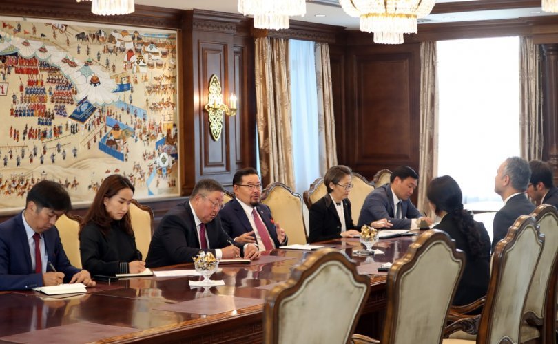 Улсын Их Хурлын дарга Г Занданшатар Элчин сайд Сайд Заферийг хүлээн авч уулзлаа