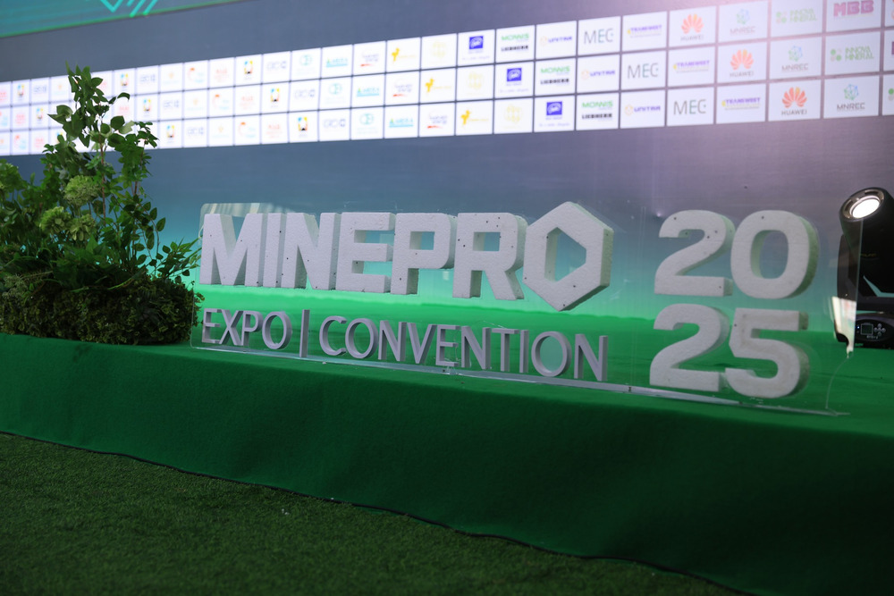 “MININGWEEK&MINEPRO-2025” ОЛОН УЛСЫН ҮЗЭСГЭЛЭН, ЧУУЛГА УУЛЗАЛТ ЭХЭЛЛЭЭ