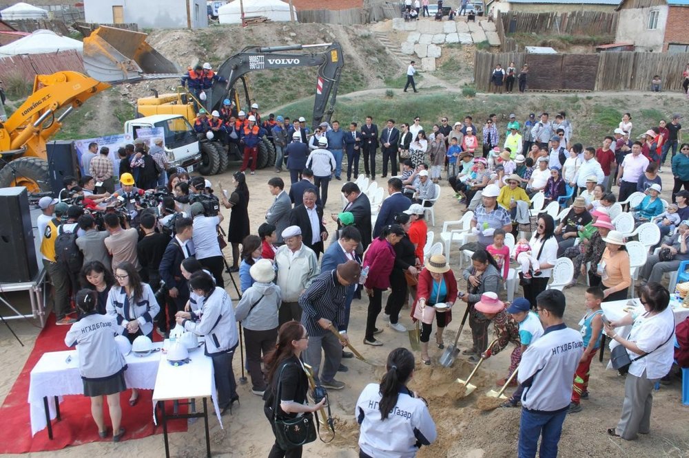 “G” хорооллынхон нүүрс, нүхэн жорлонгоос татгалзаж байна