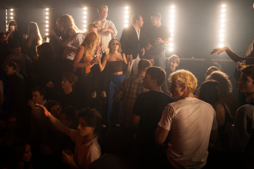 Дани улсад хэвийн амьдрал эхэллээ