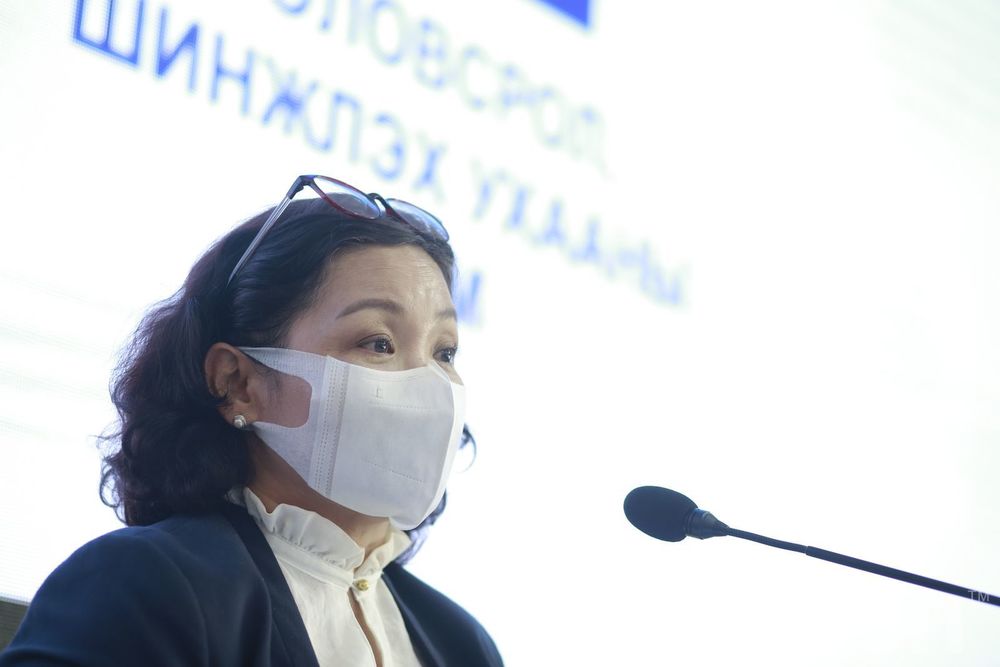 Ж Мягмар Эцэг эхчүүд хүүхдүүдээ эрт унтуулж аливаа зүйлд үлгэрлэх нь