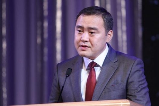 Лу Гантөмөрийг АН ын даргаар бүртгүүлэх материалыг УДШ д хүргүүлжээ