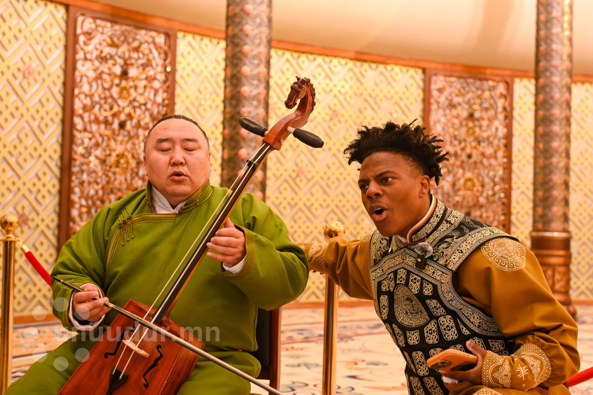 IShowSpeed explores traditional culture, streaming to 39 million viewers