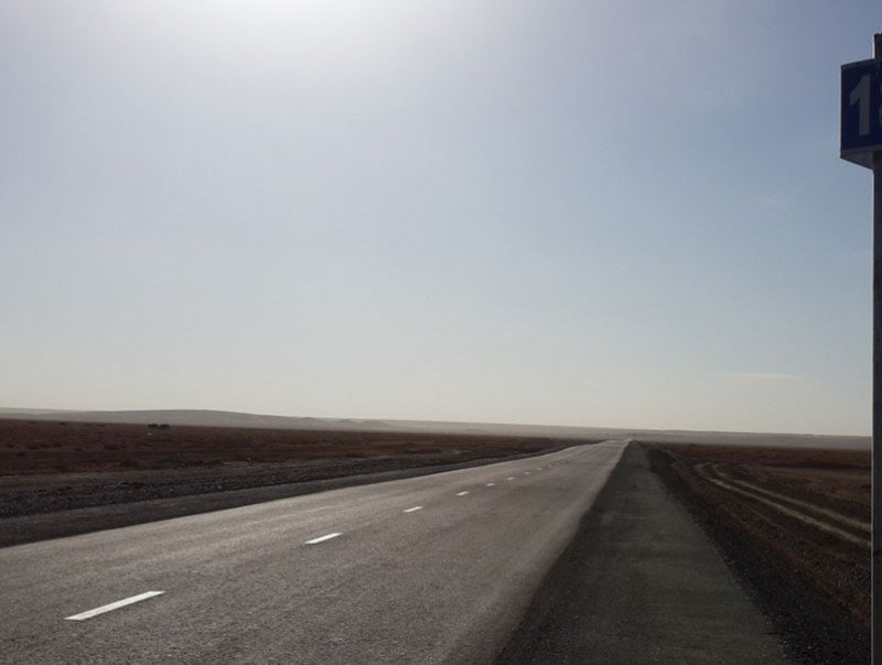 Мандалговь-Даланзадгад чиглэлийн авто замыг асфальтбетон хучилт дэвсэж ...