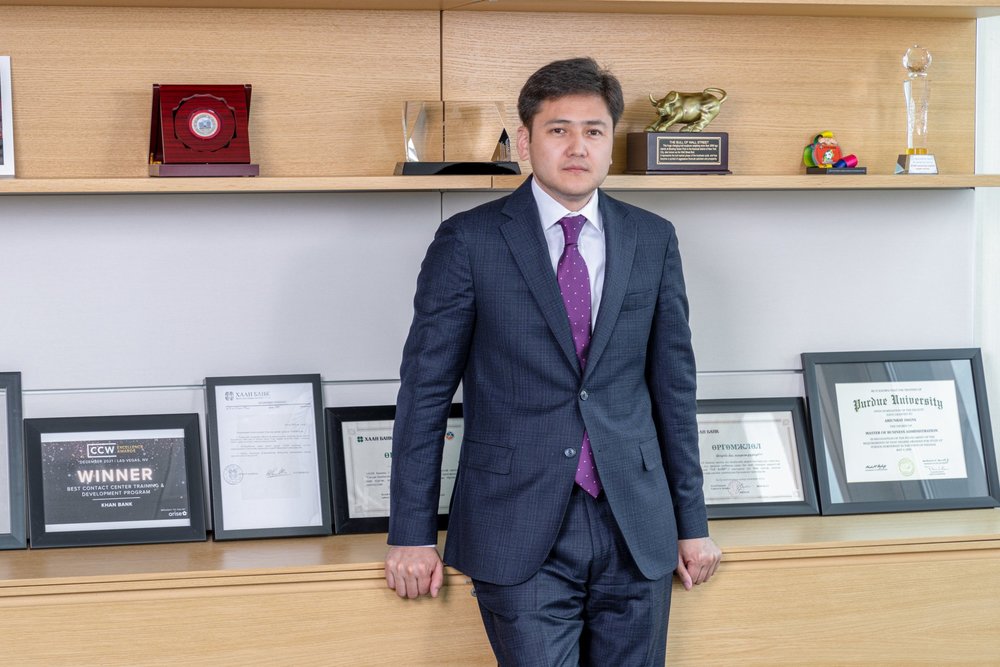 Д.Ариунбат: Харилцагчийн хүлээлтээс давсан үйлчилгээ үзүүлэхийг бид ...