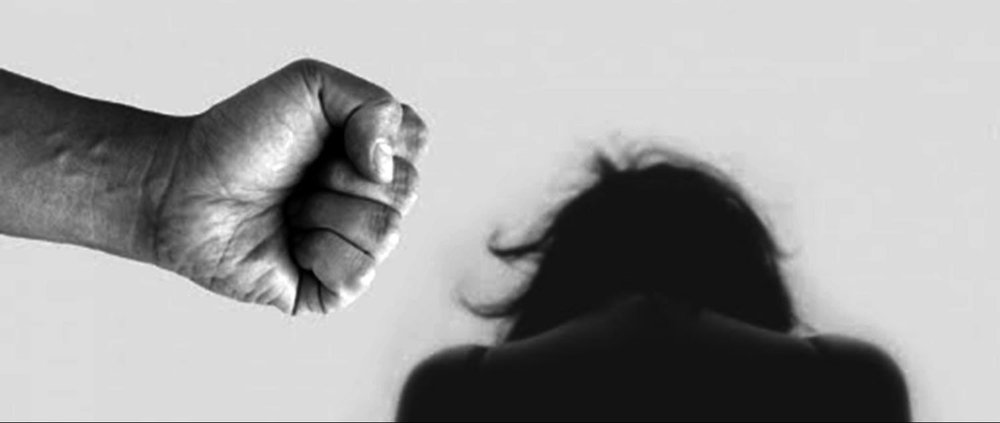 Төрийн албан хаагч гэр бүлийн хүчирхийлэл үйлдэх тохиолдол цөөнгүй гарчээ