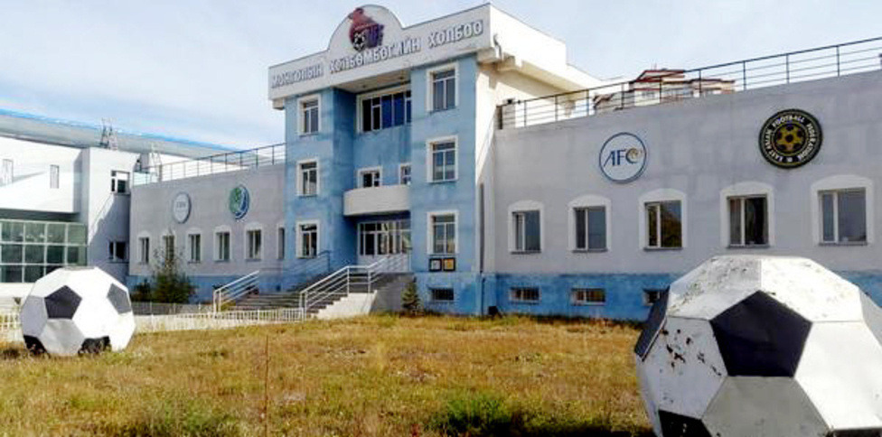 Дээд лигийн тоглолтын бөмбөгийг шинэчилжээ