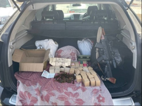 Байлдааны зориулалттай сум хууль бусаар тээвэрлэж, хадгалсан иргэний ...