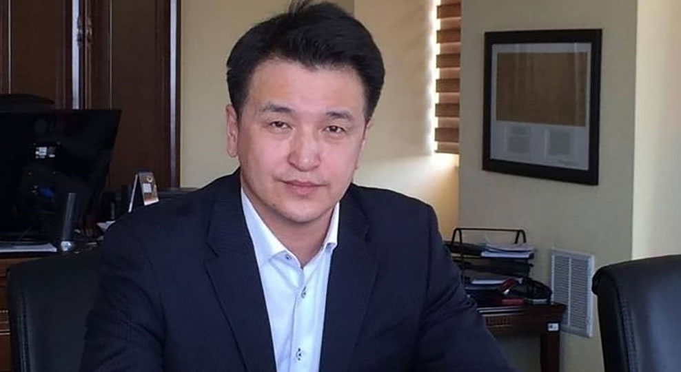 Хуульч Б Ариунболд Ц Тувааныг намын даргын үүрэг гүйцэтгэгчээр томилсныг бүртгэж С Эрдэнийг