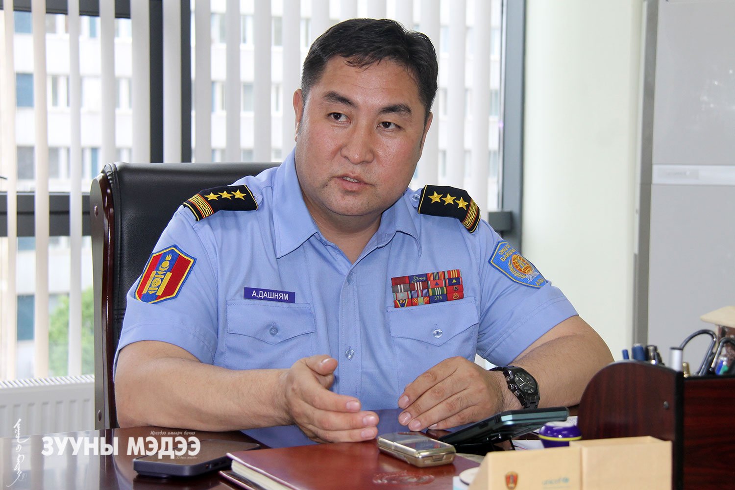 Ахлагчаас хурандаа, Аврагчаас газрын дарга хүртэл Онцгойд зүтгэсэн ...